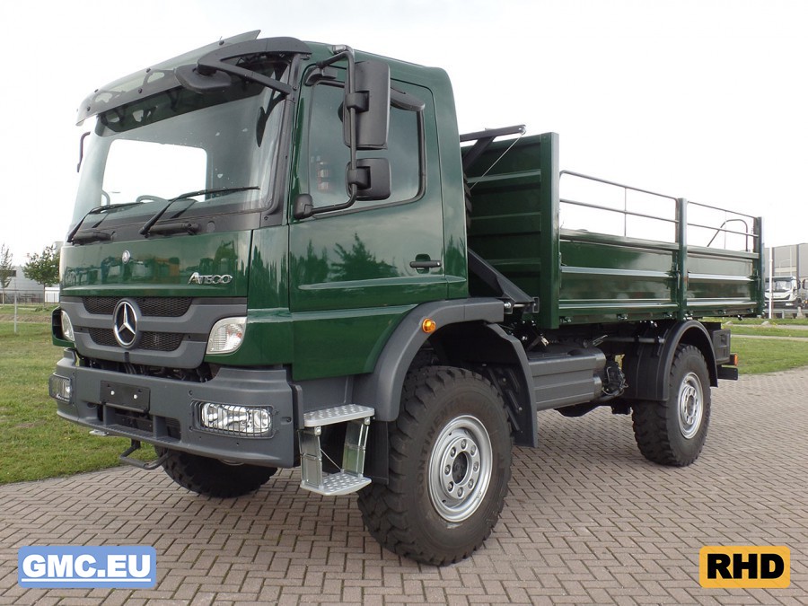 Mercedes 1317-A 4x4 Flatbed - GM Construction